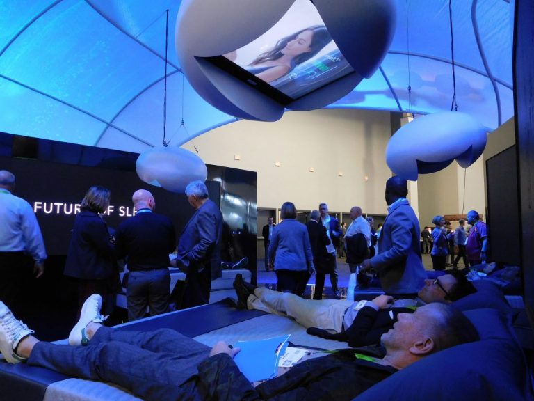 5 Key Elements for Effective Trade Show Exhibit Design - CenterPoint